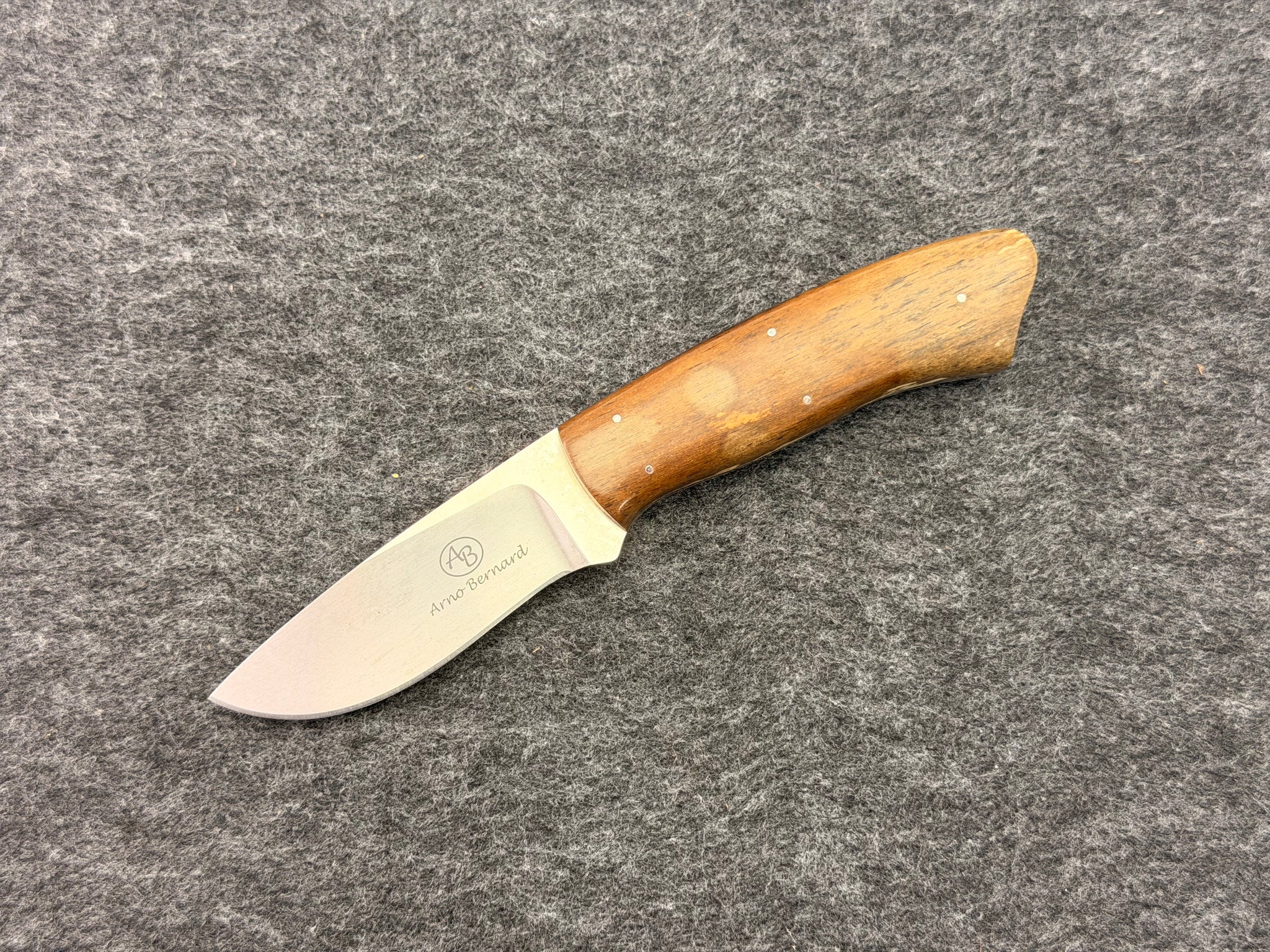 Arno Bernard - Wolverine Model w/ Giraffe Bone - 4602-3 – ACK